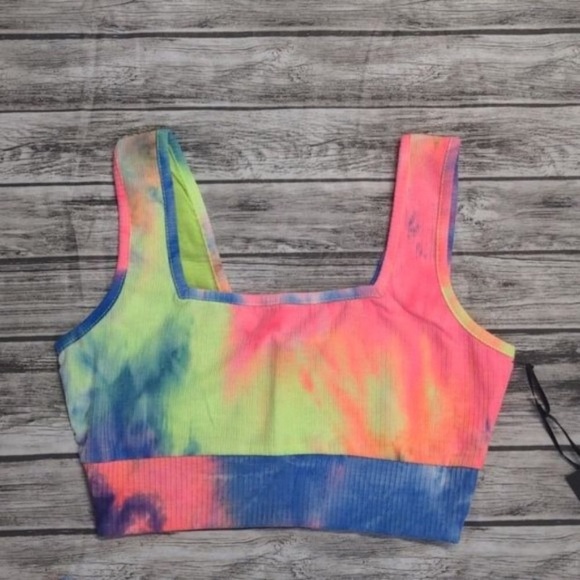 Ellie & Kate | Other | Elli Kate Sports Top | Poshmark